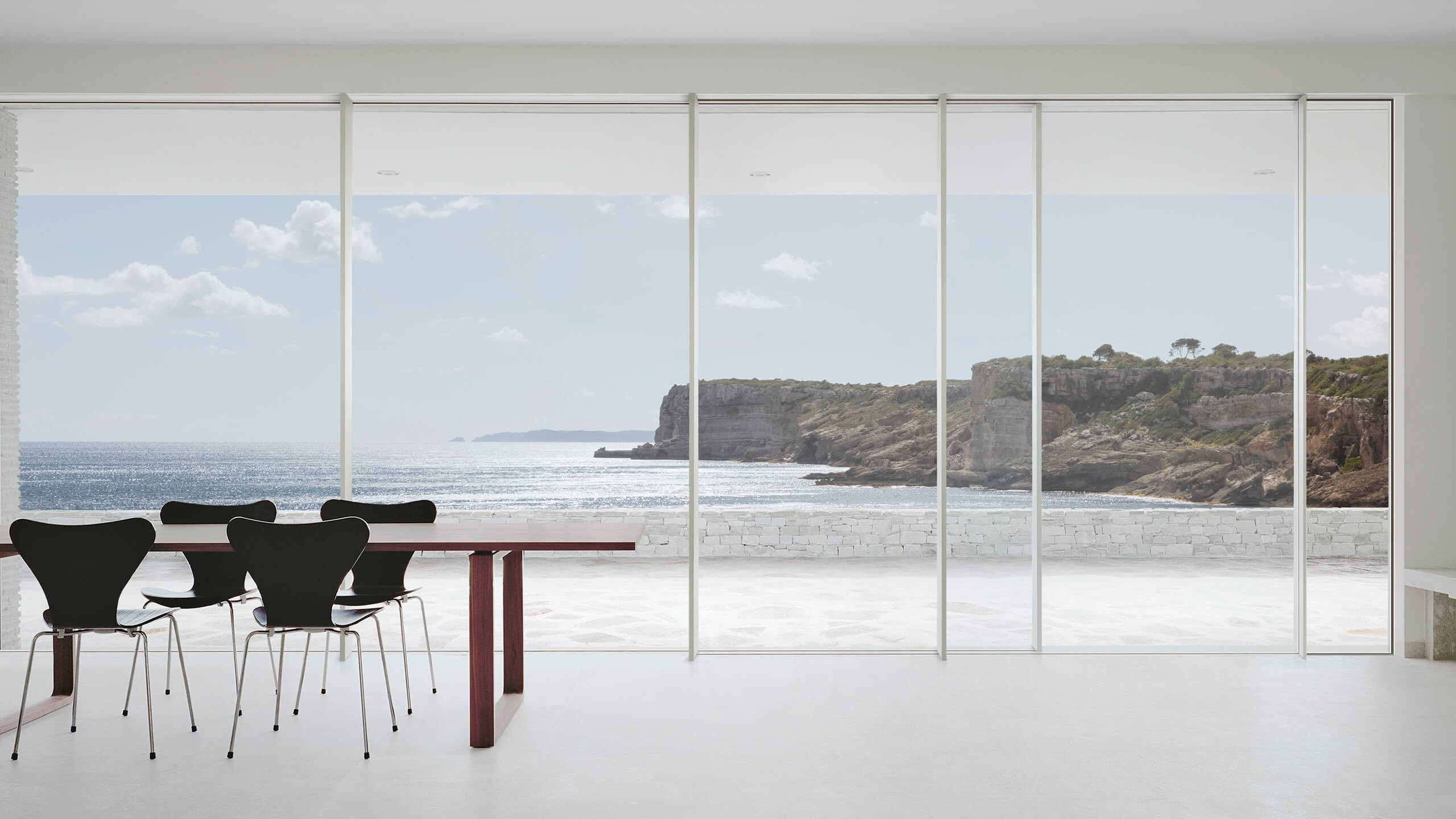 Inline - Frameless fixed glazing | Sky-Frame